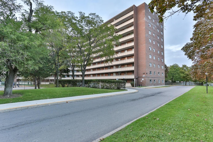 3577 Derry Road East, 3577 Derry Road East Mississauga, ON | REW