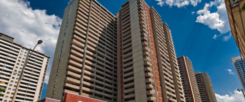 Sherbourne Complex, 555 Sherbourne Street Toronto, ON | REW